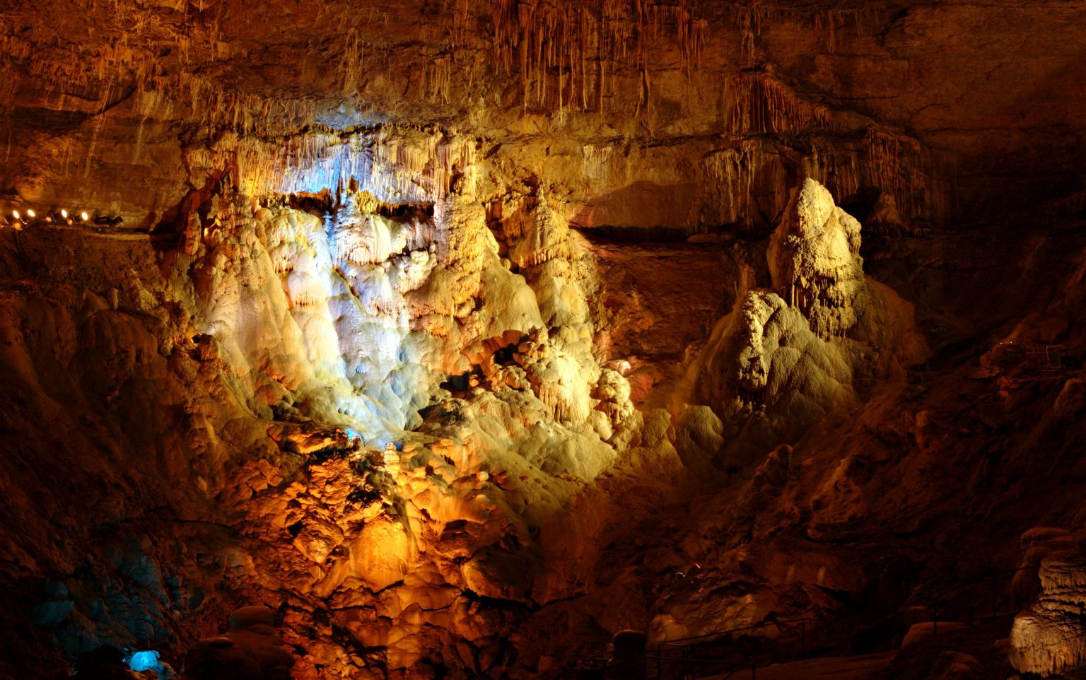 Ces 5 lieux cachés en Auvergne à découvrir absolument - Les Pépites de ...