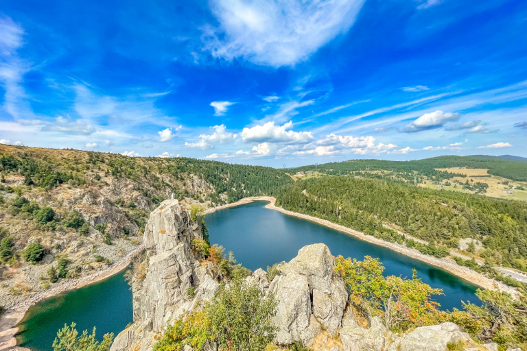 Les 7 lacs de montagne incontournables à explorer en France
